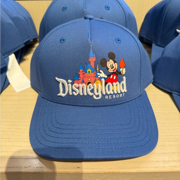 Disney | Accessories | Disney Disneyland Resort Mickey Mouse Cap Hat ...